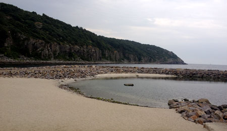 Nyheder » Vang Pier skal selv producere sand » Bornholm.nu